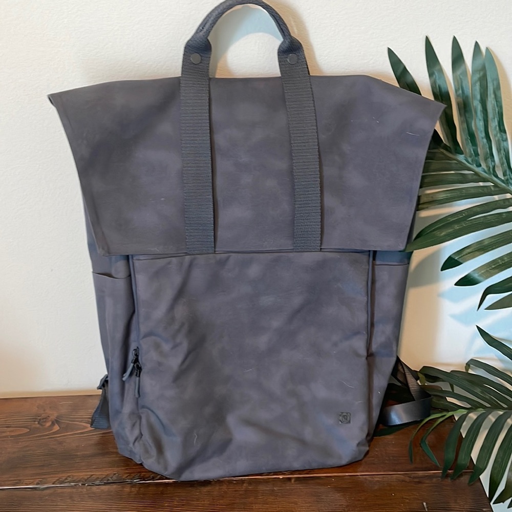 Lululemon Backpack - Gem